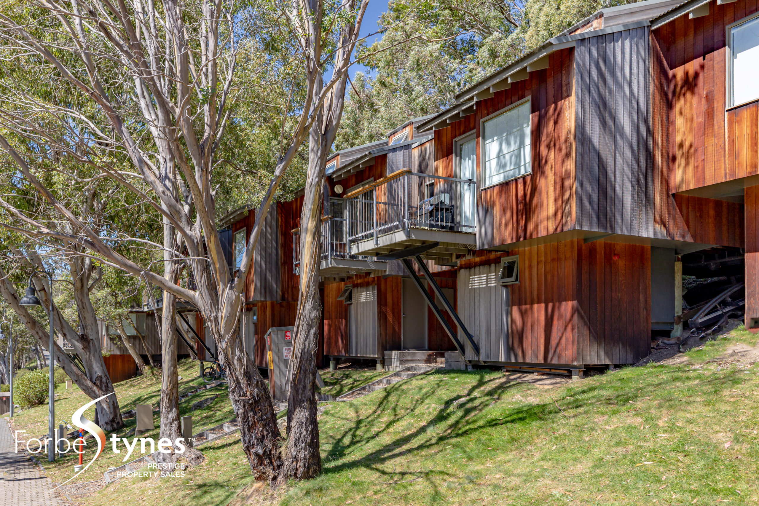 Mountain Bliss! 1-Bedroom plus Loft Riverside Cabin - Riverside Cabins ...