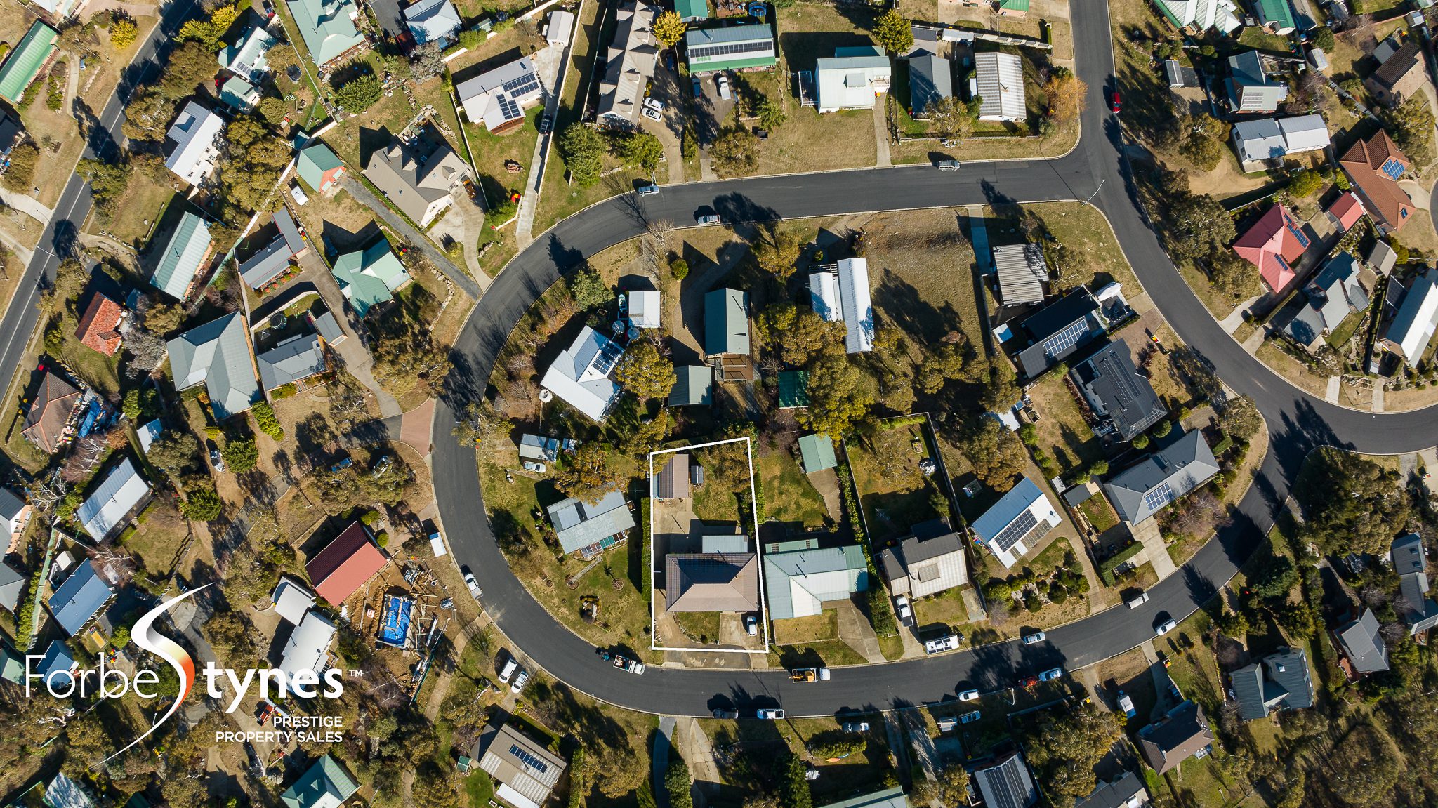 Newly Renovated Single Level Home - 9 Mitchell Circuit, Jindabyne ...