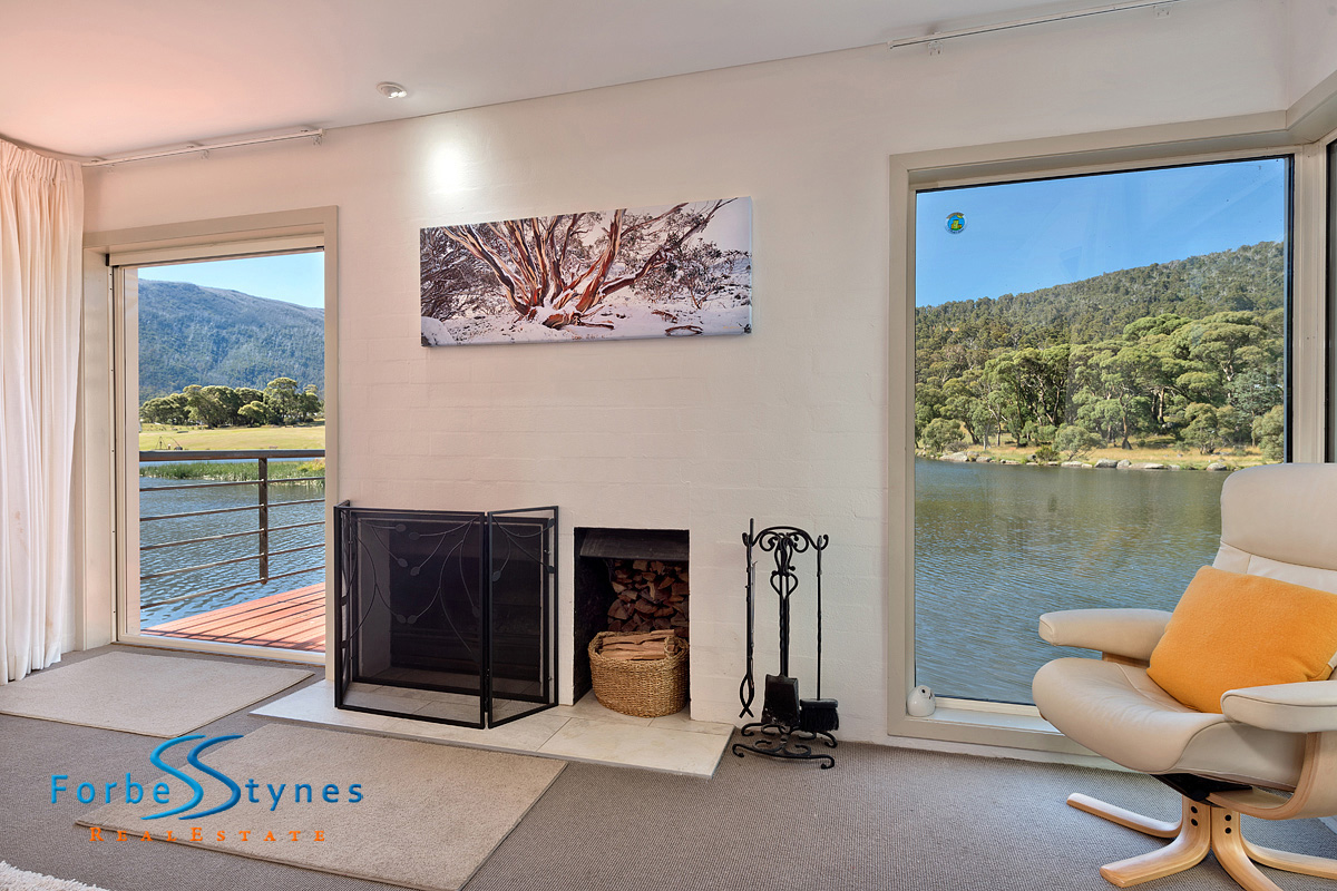 Lake Crackenback - Three Bedroom Apartment - Guide: $575k - Forbes ...