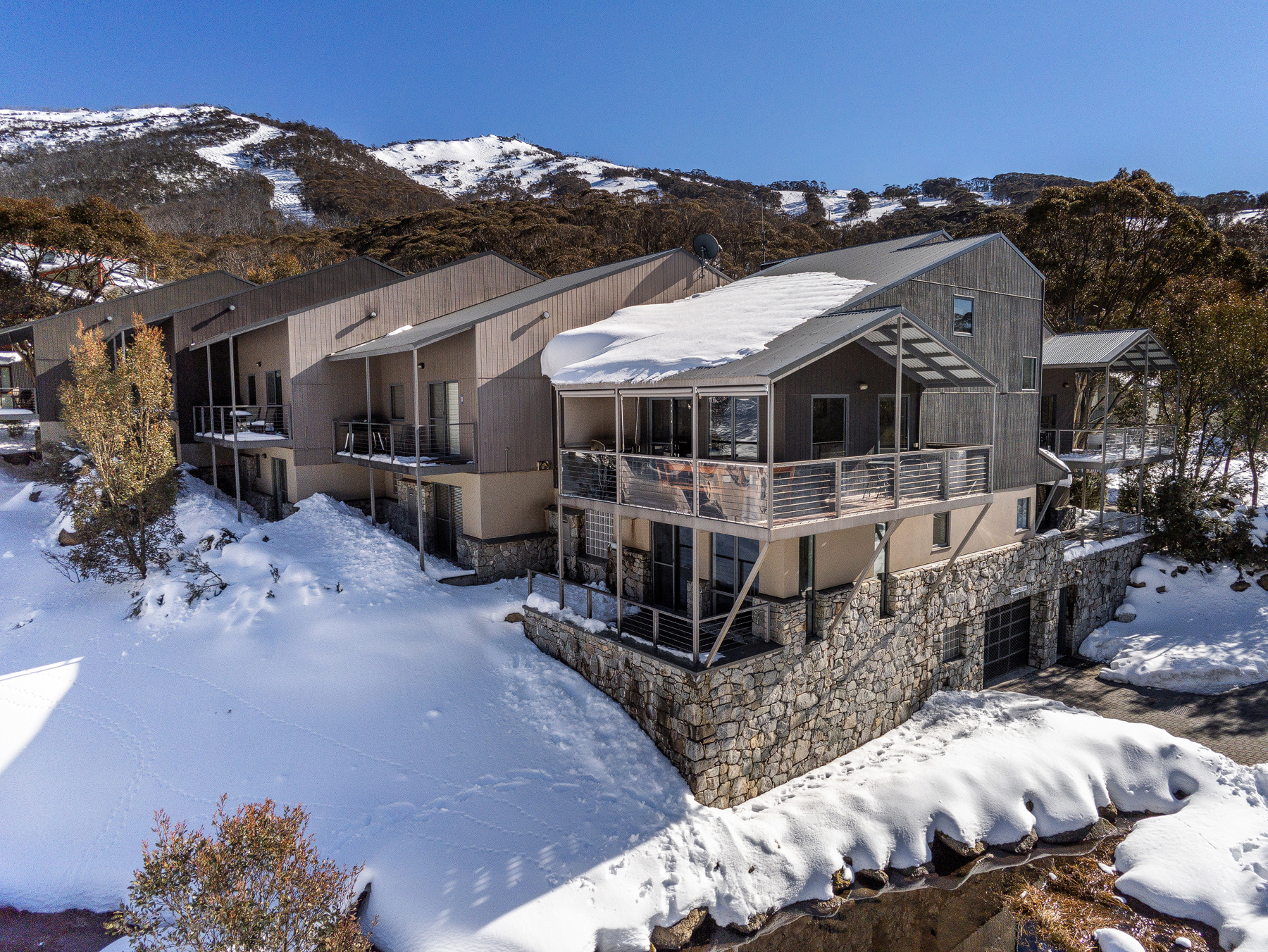 Snowbound, Crackenback Ridge - Three Bedroom Chalet - Guide: $1.6m ...