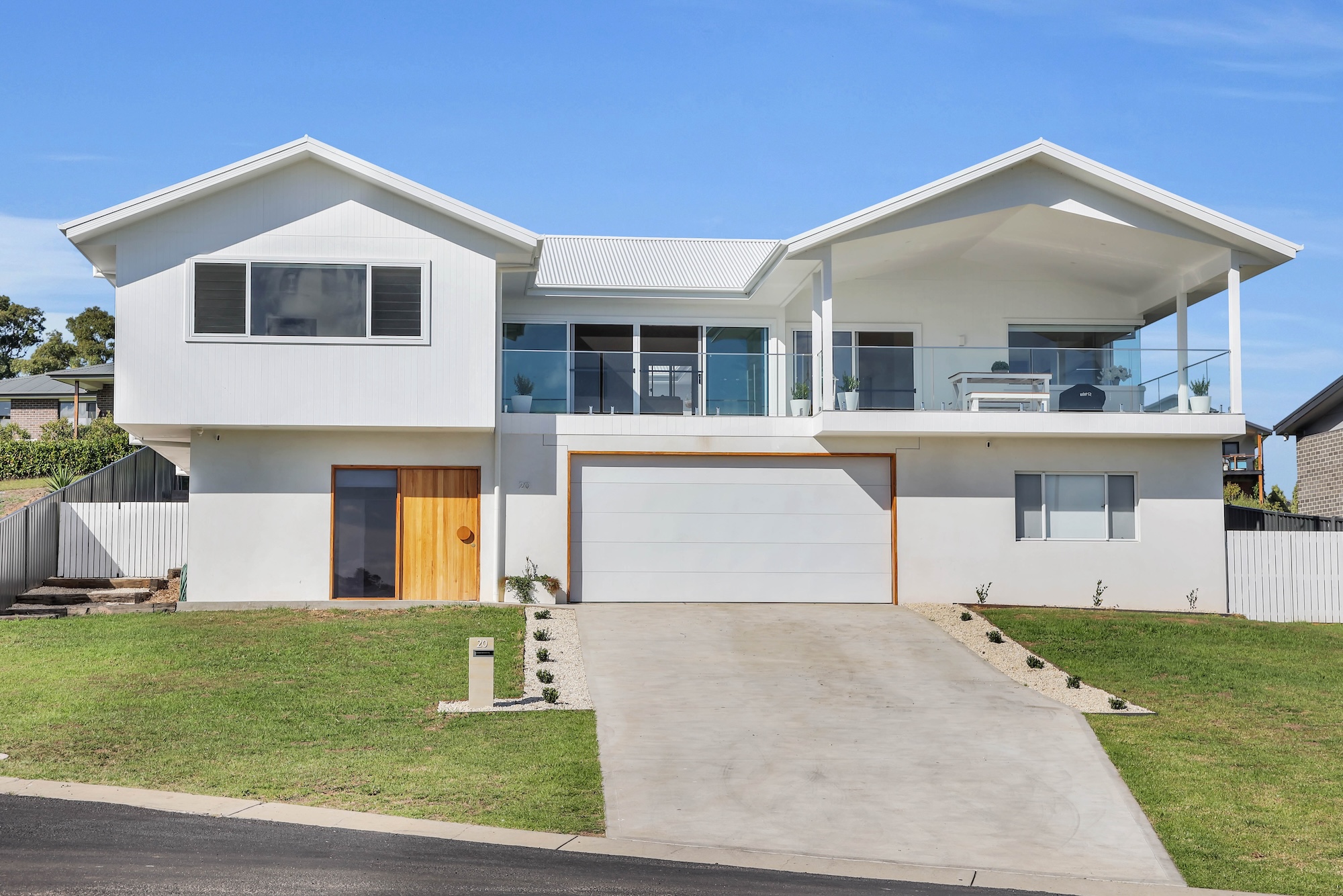 Welcome To Your Dream Home - 20 Salway Close, Bega - Forbes Stynes ...